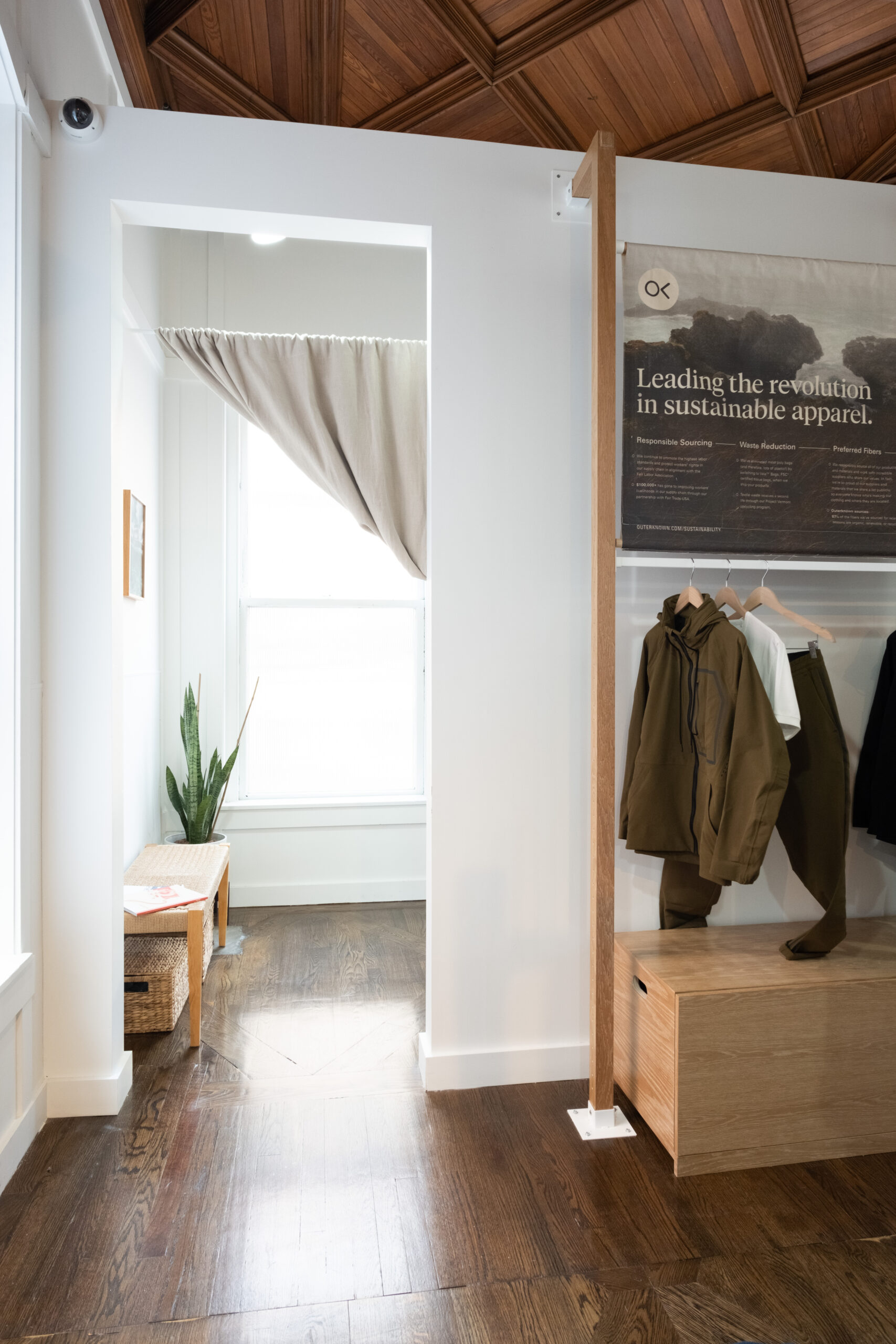 Outerknown-10 - Siena Construction